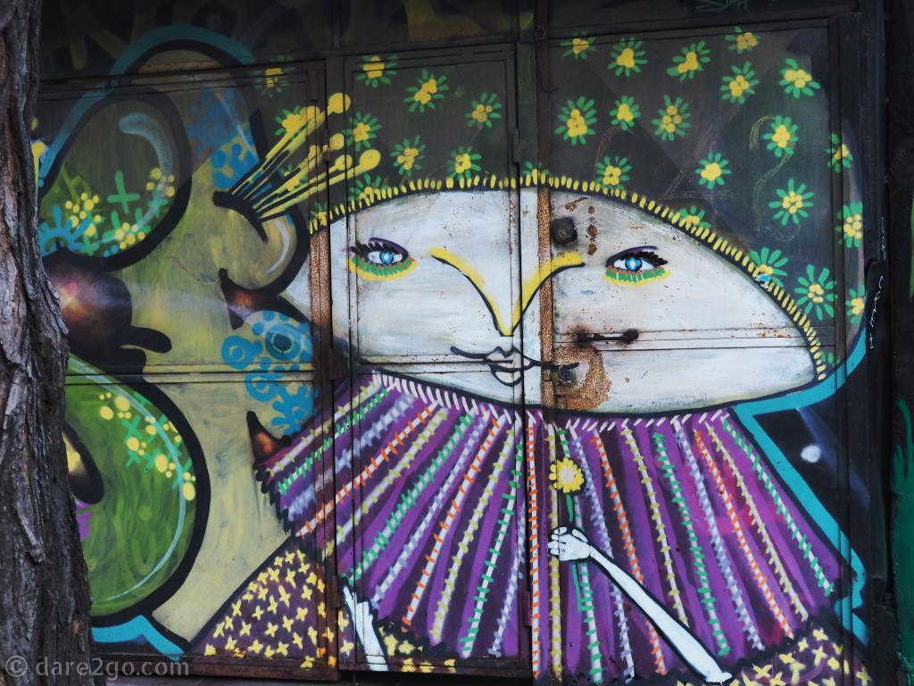 Valparaiso's amazing StreetArt on this self-guided walk | dare2go