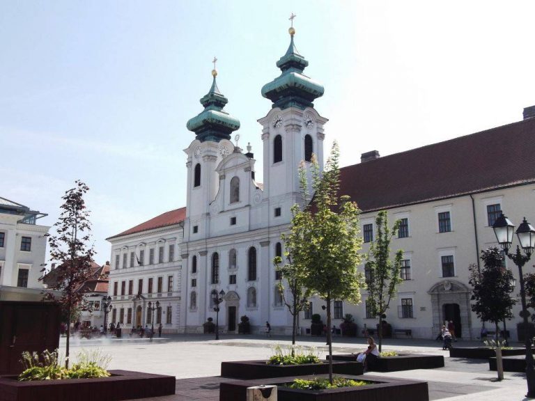 Have You Heard of Gyor, a Lovely Place in Hungary? | dare2go